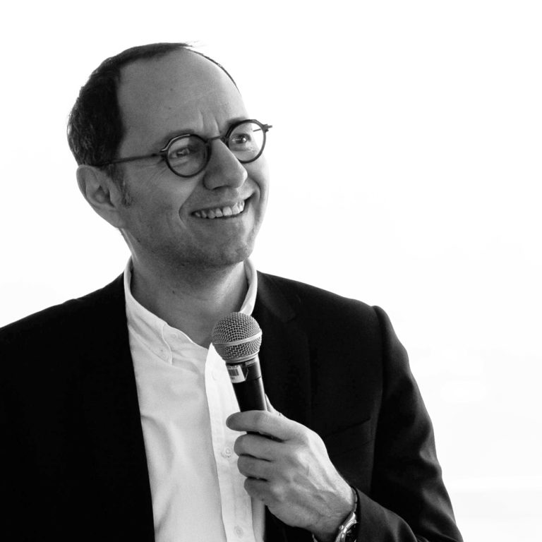 Les dircoms face à la crise : Damien Roux, SKEMA Business School ...